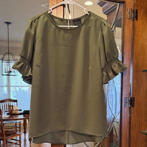 Alex Marie | Tops | Alex Marie Olive Blouse With Ruffled Sleeves | Poshmark